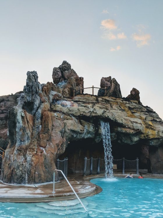 Disney’s Polynesian Village Resort and Polynesian Deluxe Studio Villa ...