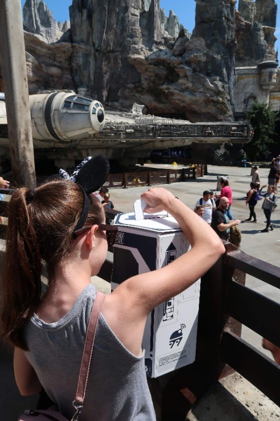 Galaxy's Edge Droid Depot Complete Guide for 2024 - Smart Mouse Travel