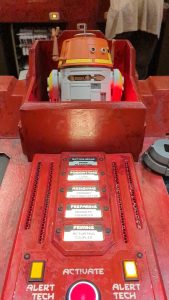 Galaxy's Edge Droid Depot Complete Guide for 2024 - Smart Mouse Travel